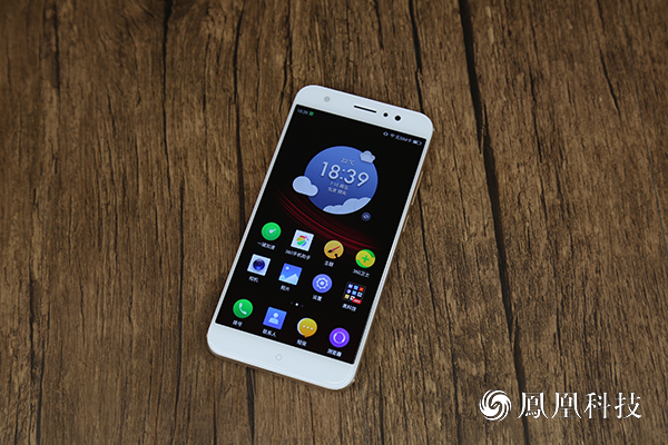 360手机N4S评测：5000mAh大电池 仅售1199元_凤凰科技