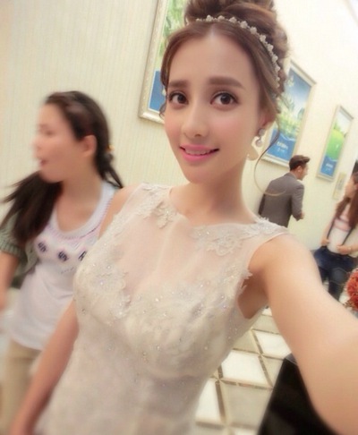 福建最美混血校花走红网络 自拍颜值高_手机凤凰网