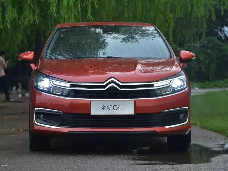 试驾雪铁龙新C4L：是个贴心的好姑娘_凤凰网汽车_凤凰网