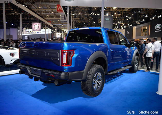 全新F-150 Raptor明年上 搭3.5T发动机_凤凰网汽车_凤凰网